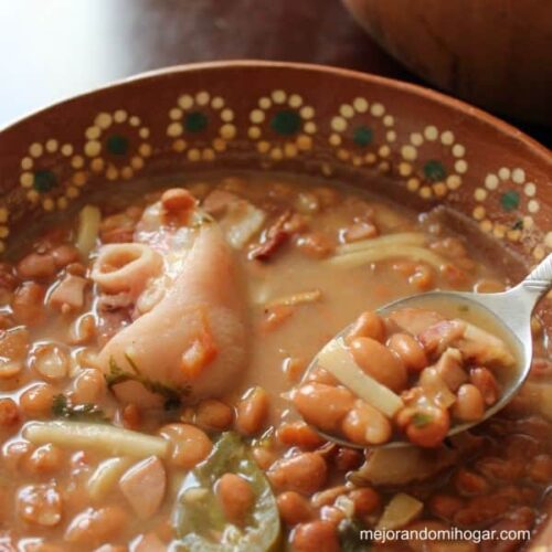 CHARRO BEANS MEXICAN RECIPE (FRIJOLES CHARROS)