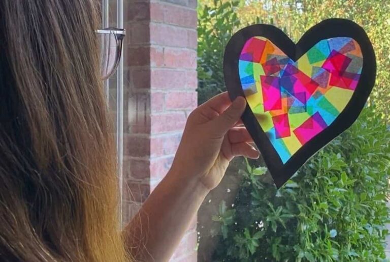 VITRAL CON PAPEL Manualidad para niños